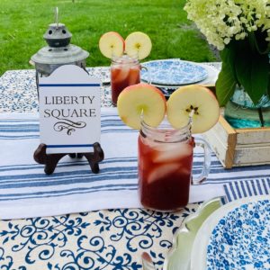 Liberty Square Disney Dinner - Pixie Dust & Posies