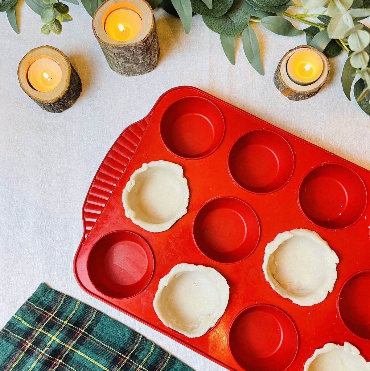 Merida's Spell Cakes - Pixie Dust & Posies