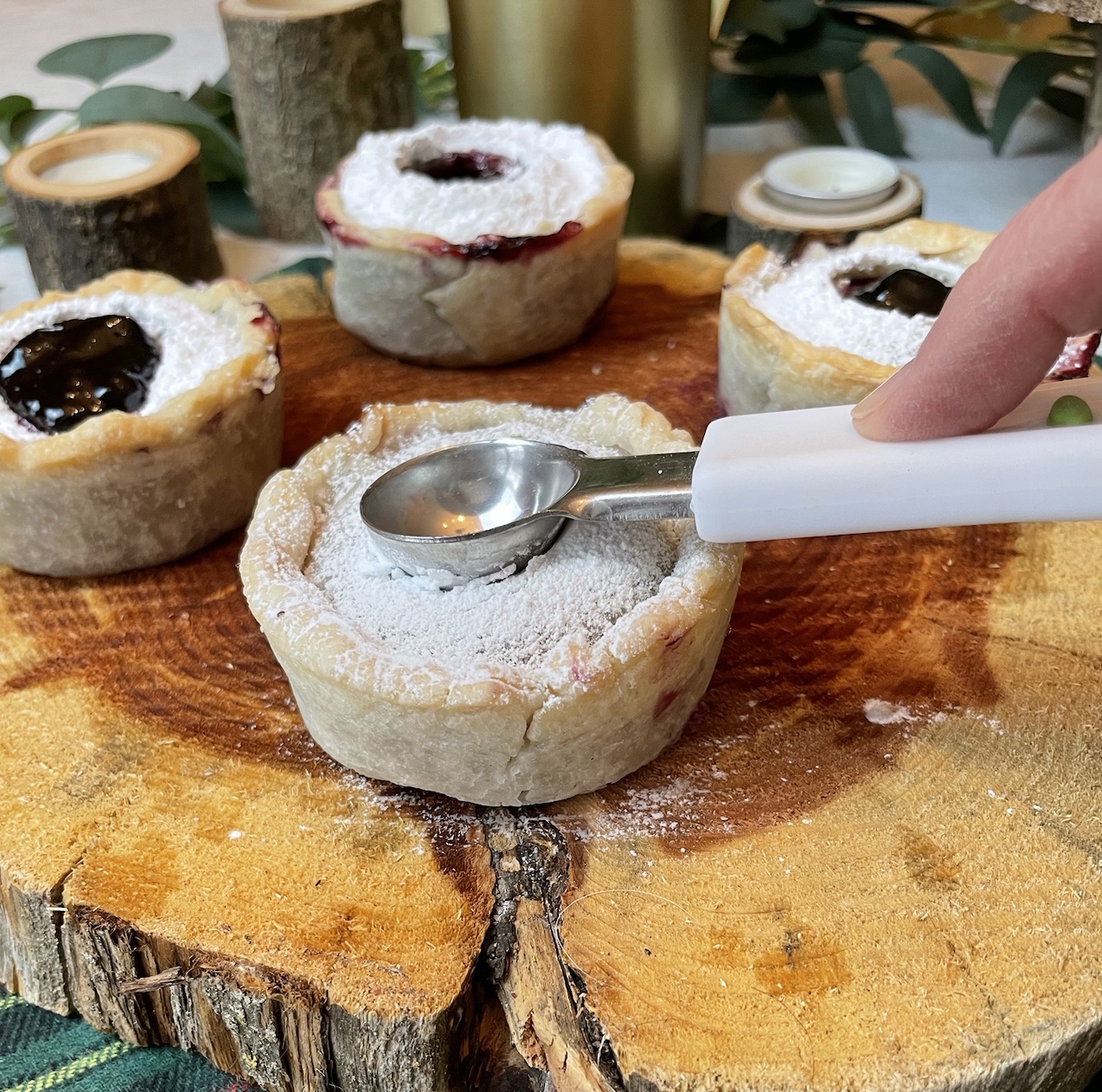 Merida's Spell Cakes - Pixie Dust & Posies