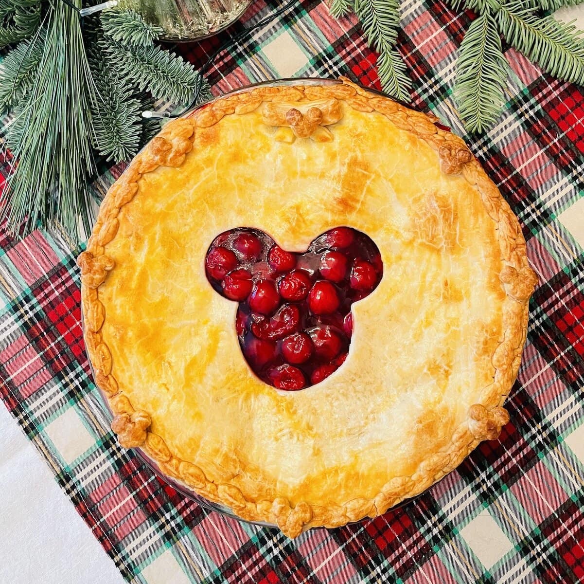 Mickey Wreath Pie - Pixie Dust & Posies